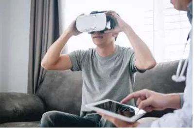 OxfordVR uses virtual reality headsets to provide evidence-based ...